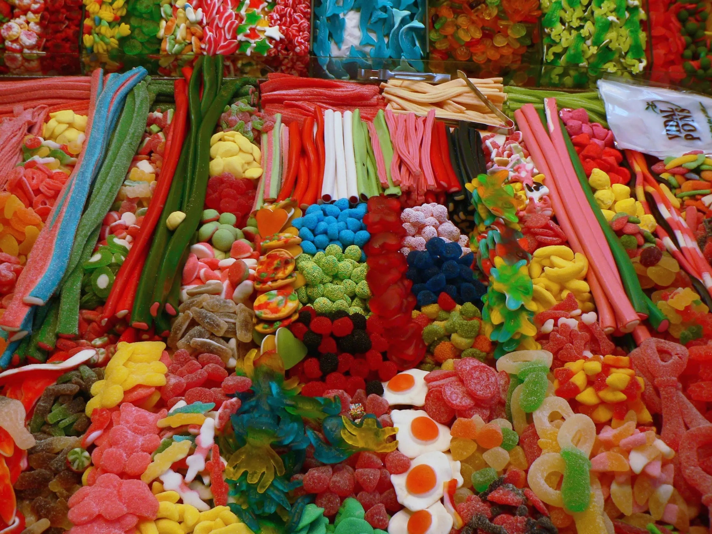 Trolli Godis – Surt & Lekfullt Gelégodis | Köp Online | Butikkom